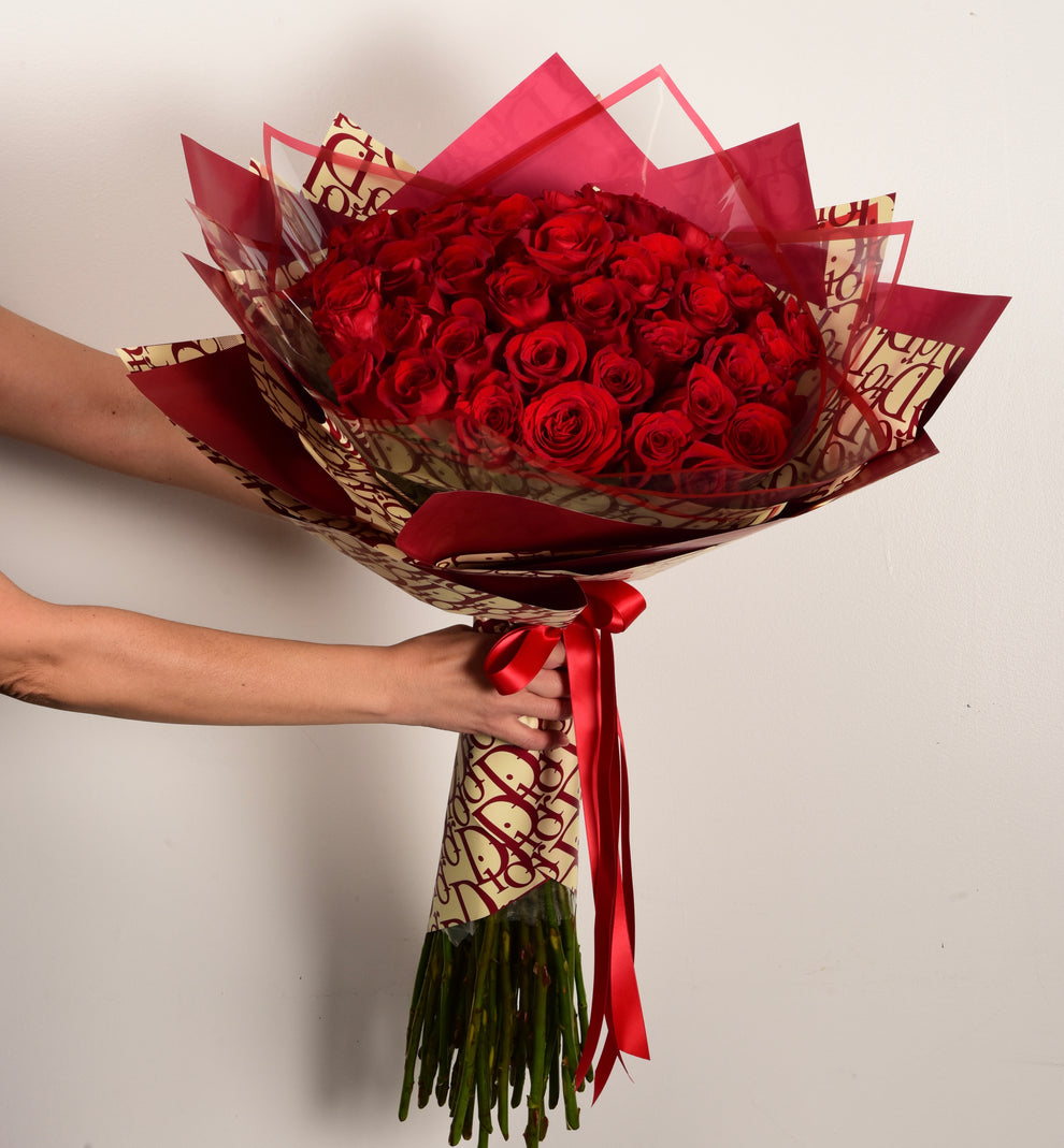 Ramo Buchon Dior – Rhoslyn Florist